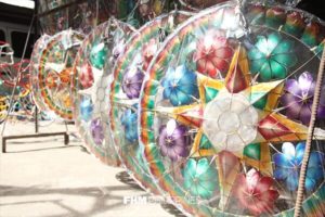 How This "Stubborn And Mayabang" Pampangueno Became The Parol King Who ...